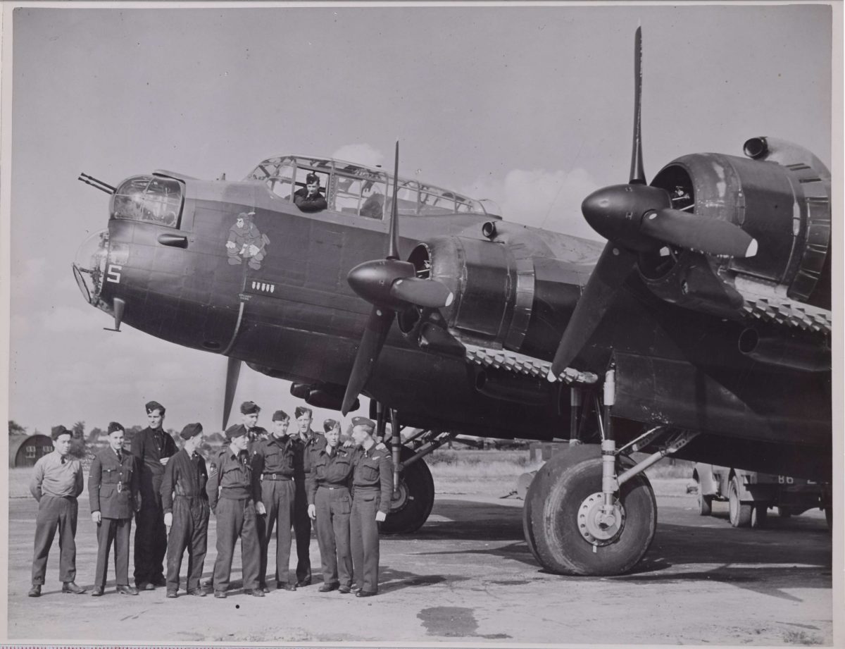 Avro Lancaster Bomber DS689 and Crew original photograph - Manning Fine Art